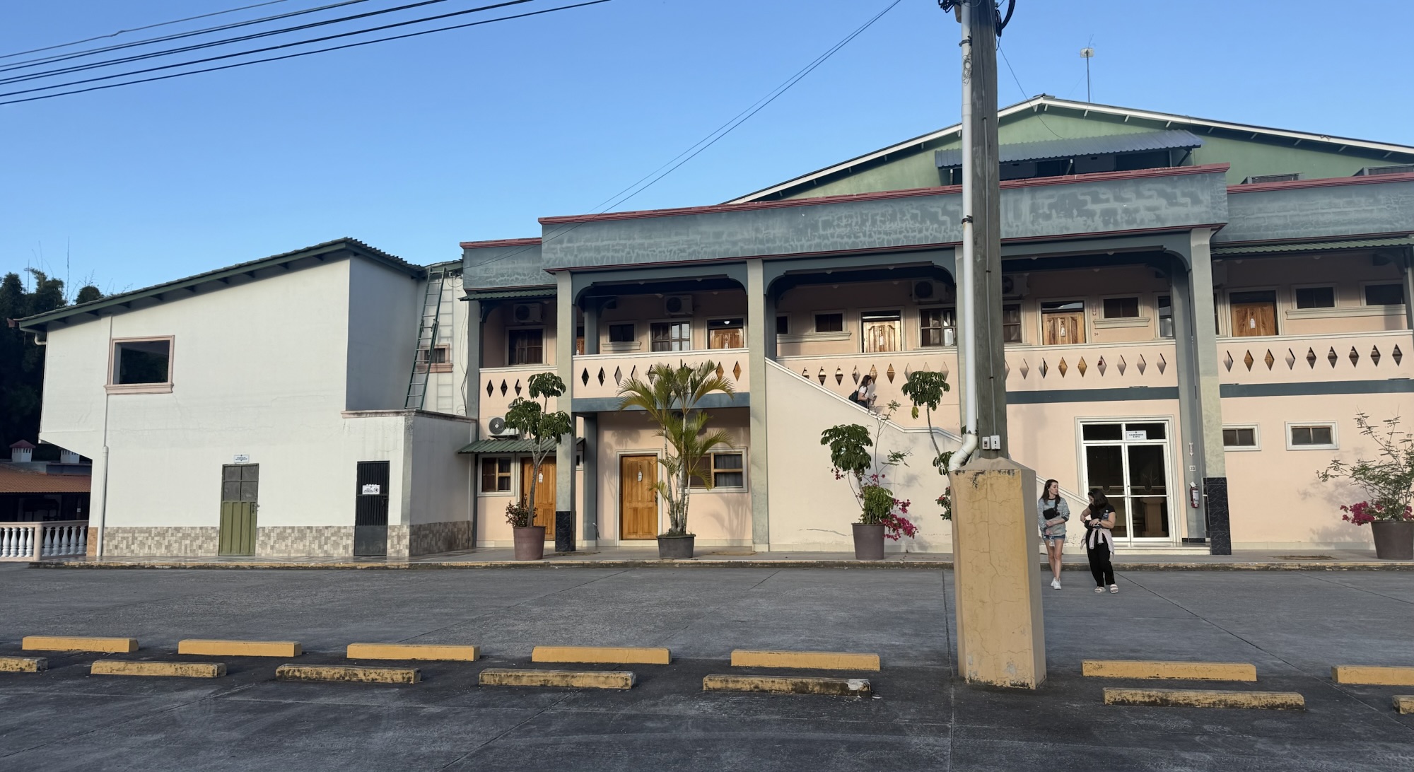 El Mismo, Pero No – Letters to Rachel